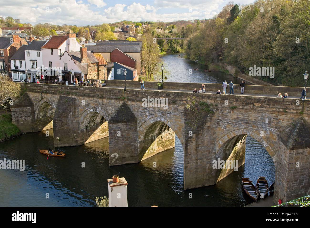Medieval masonry arch bridge hi-res stock photography and images - Alamy