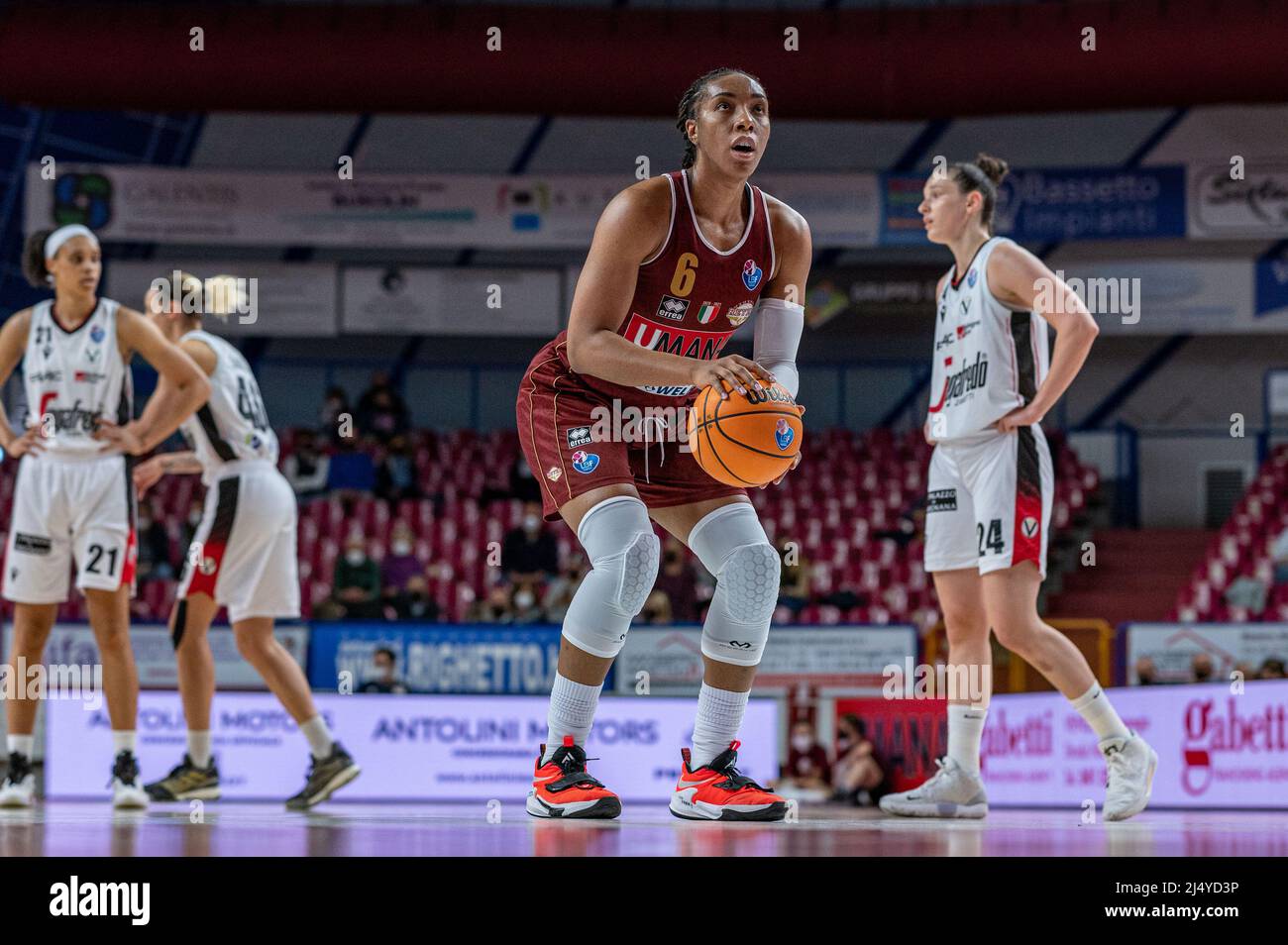 Venice, Italy. 18th Apr, 2022. free shot Kayla Thornton umana reyer ...