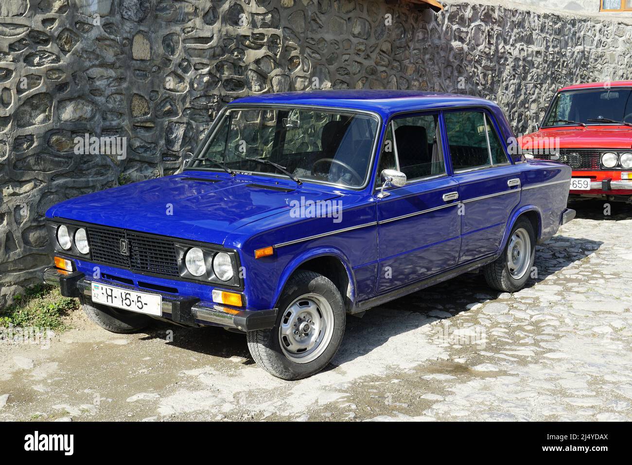 Shaki rayon hi-res stock photography and images - Alamy