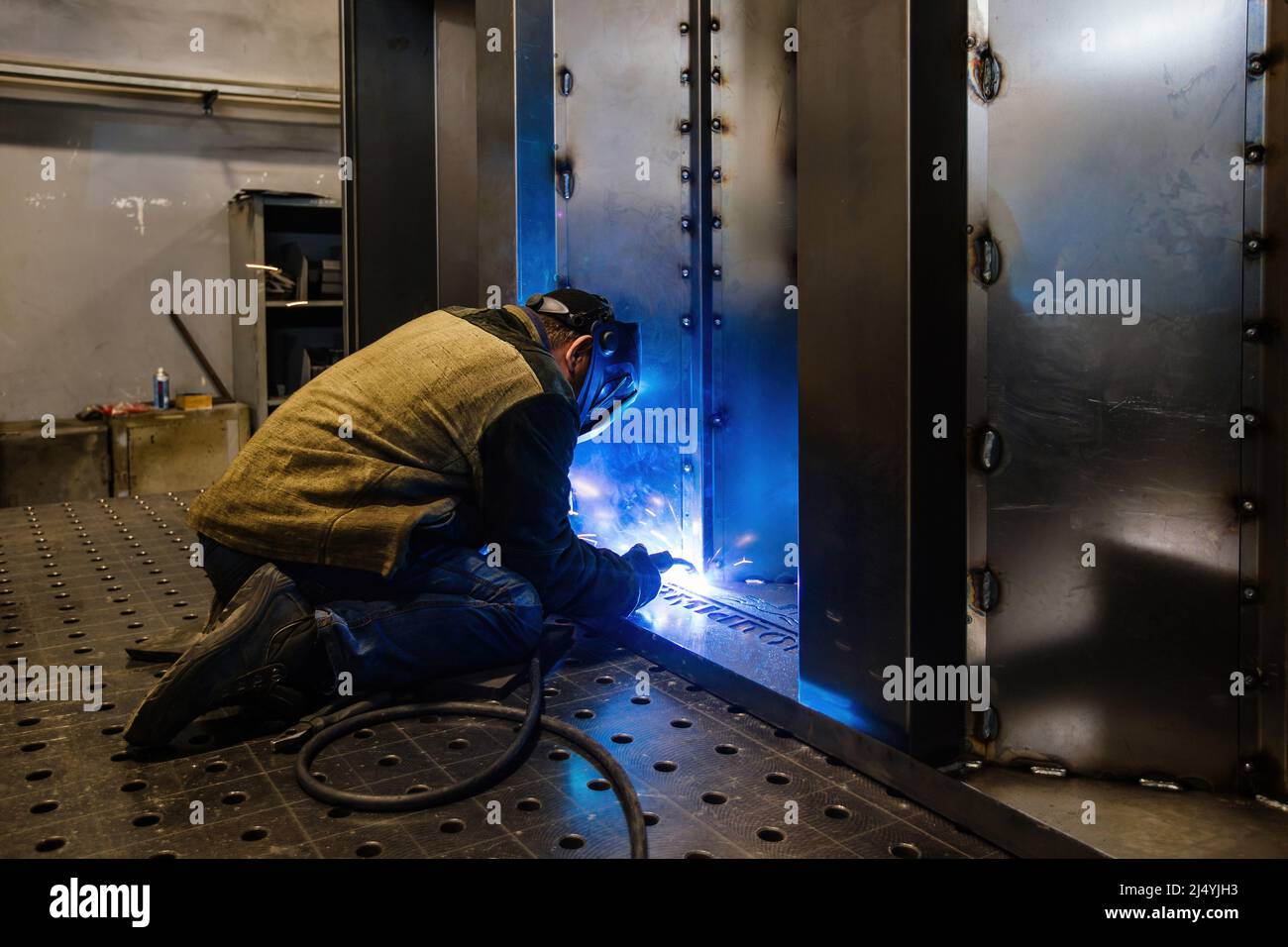 Fabrication of steel engineering metalworking fabrication hi-res stock ...