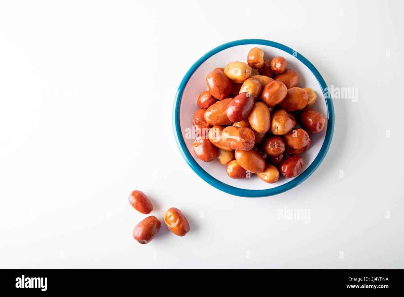 Olive fruit oleaster, igde tree fruit, a valuable fruit for human ...