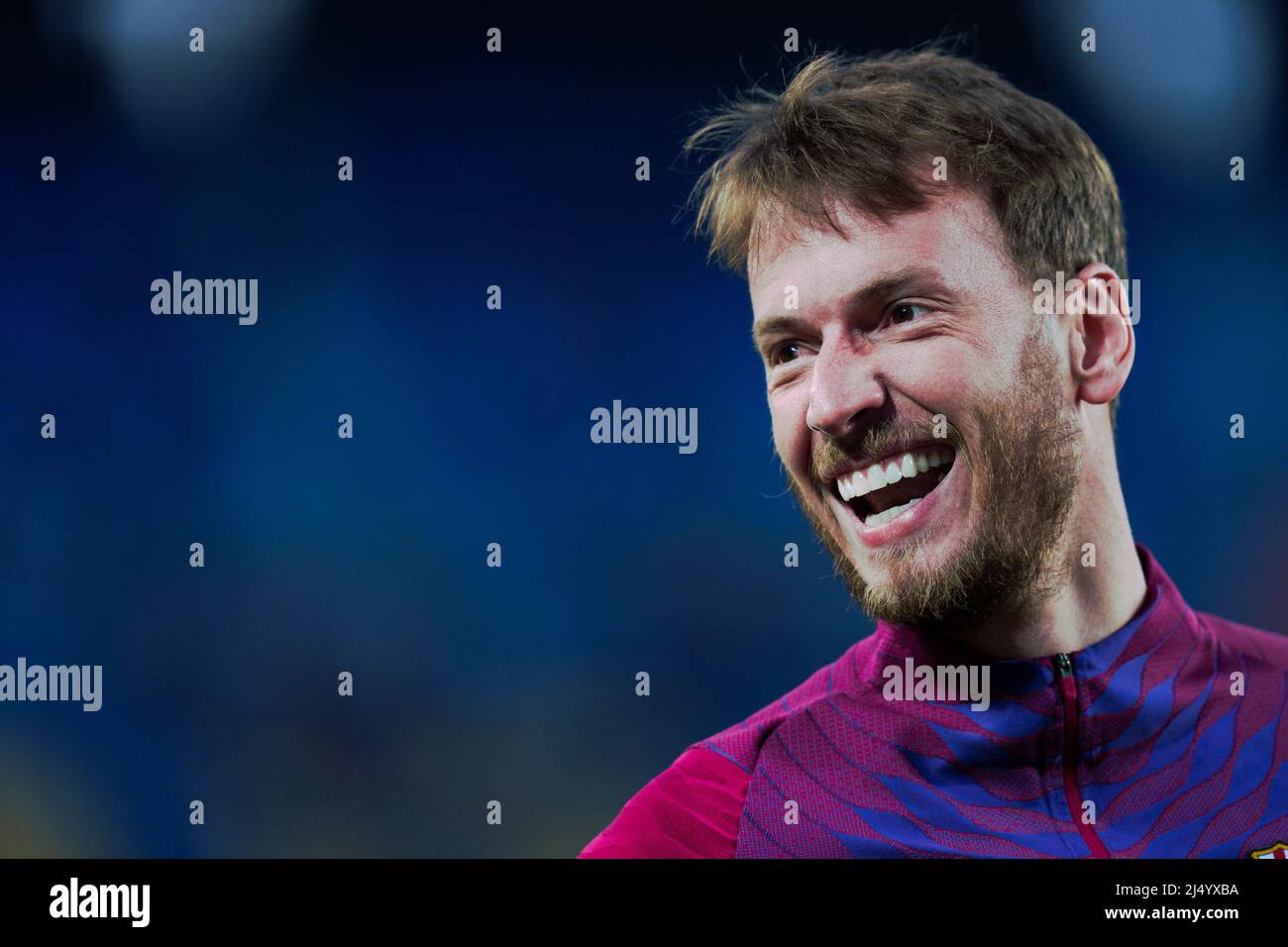 Neto barca hi-res stock photography and images - Alamy