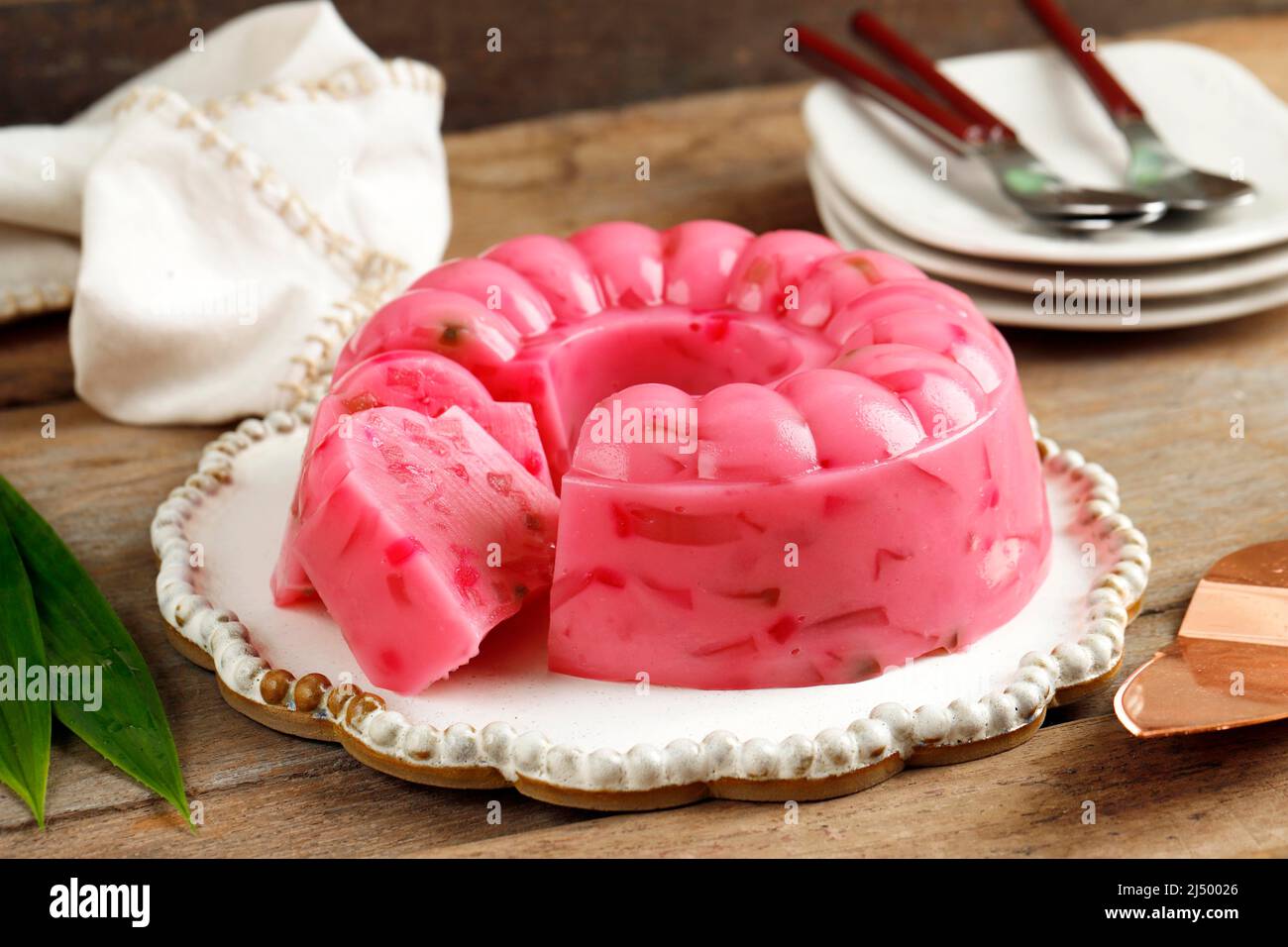 Pudding Hunkwe or Cente Manis, Cantik Manis, or Jentik Manis Mung Bean ...