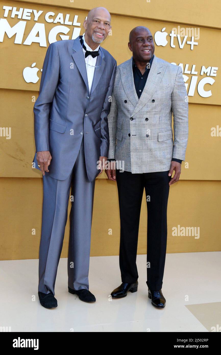 Los Angeles, CA. 14th Apr, 2022. Kareem Abdul-Jabbar, Magic Johnson at ...