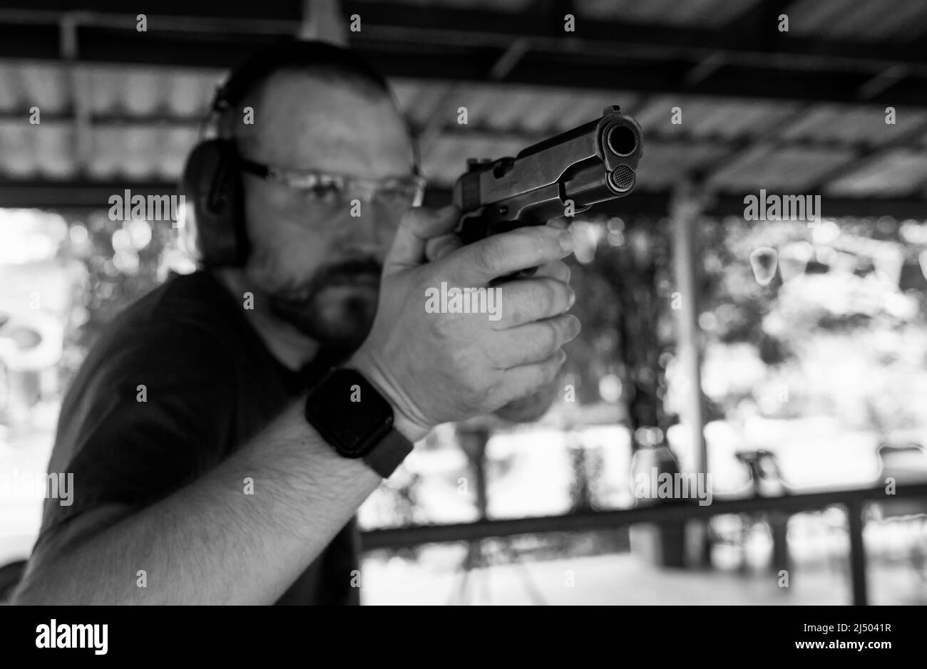 Gun guns firearms Black and White Stock Photos & Images - Alamy