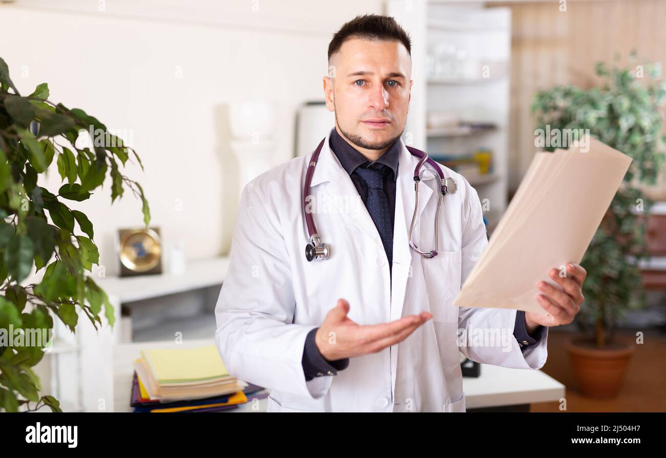 Therapeutic reading hi-res stock photography and images - Alamy