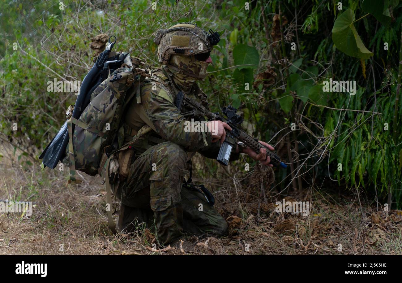 An Australian Operator with 2nd Commando Regiment, Special Operations ...