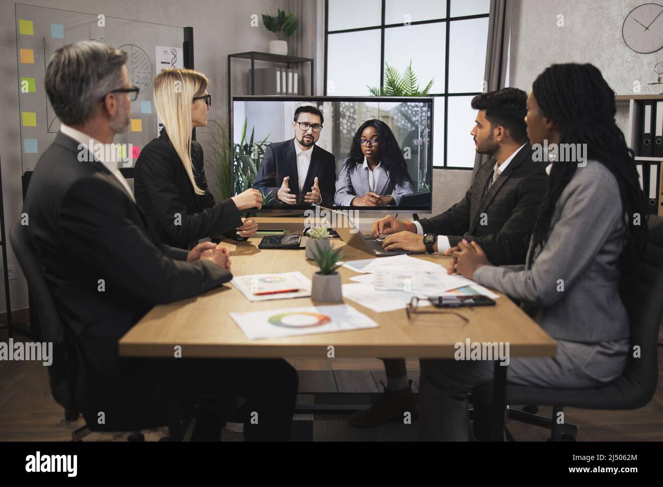 Lady business video conference screen hi-res stock photography and ...
