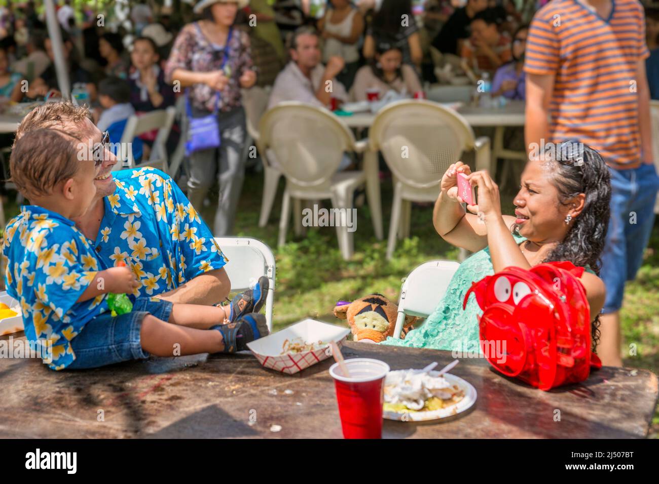 Mixed race thai hi-res stock photography and images - Alamy