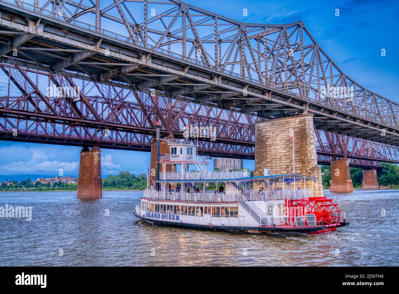 Memphis Queen Memphis Riverboat Tours | Memphis Travel