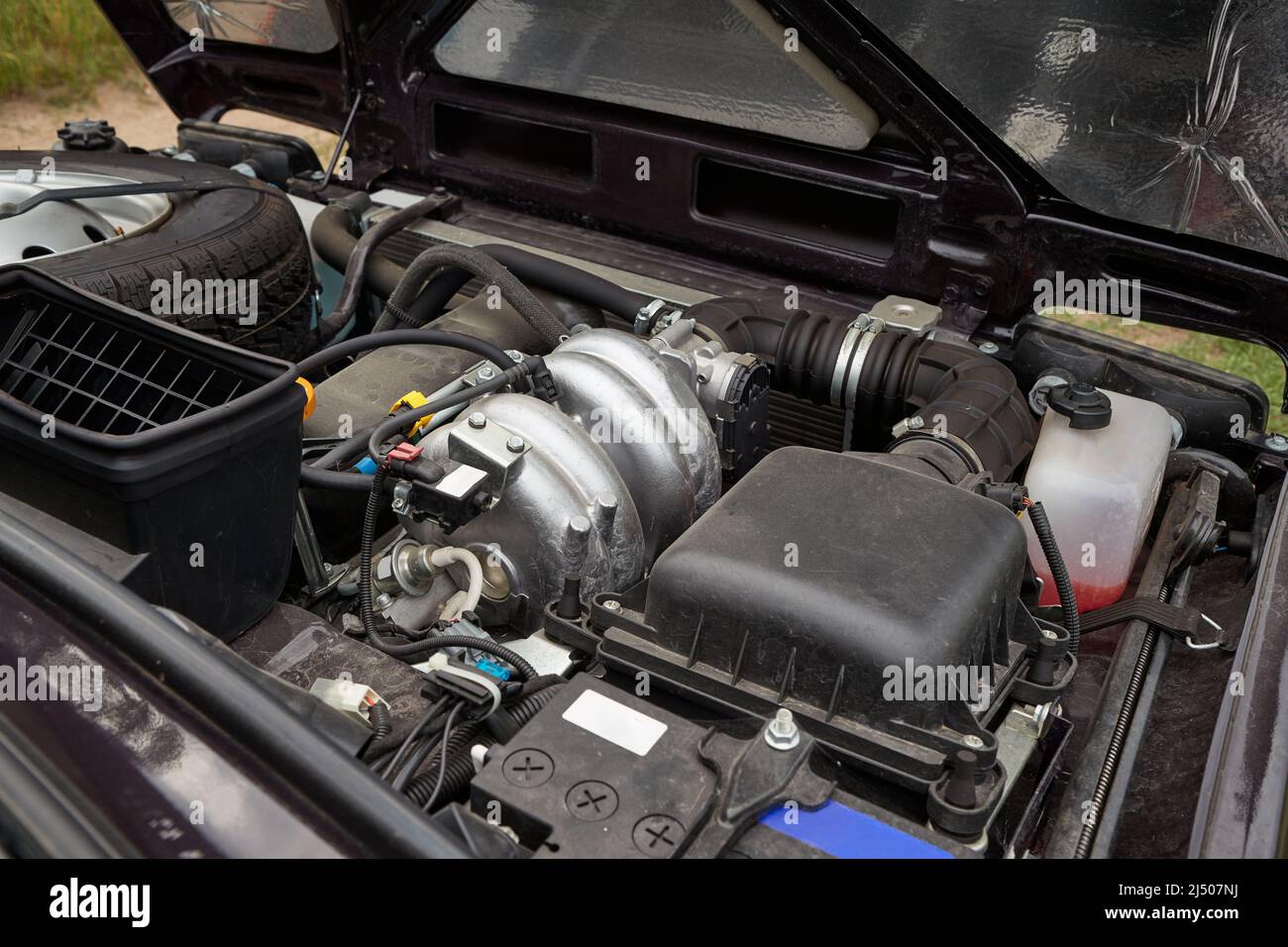 Old Car Engine Bay Stock Photo - Alamy