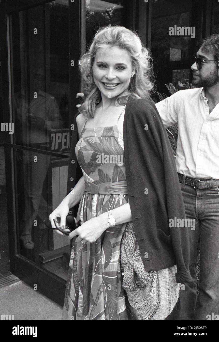 Priscilla Barnes pictured as the cast of Three's Company at the LA Zoo ...
