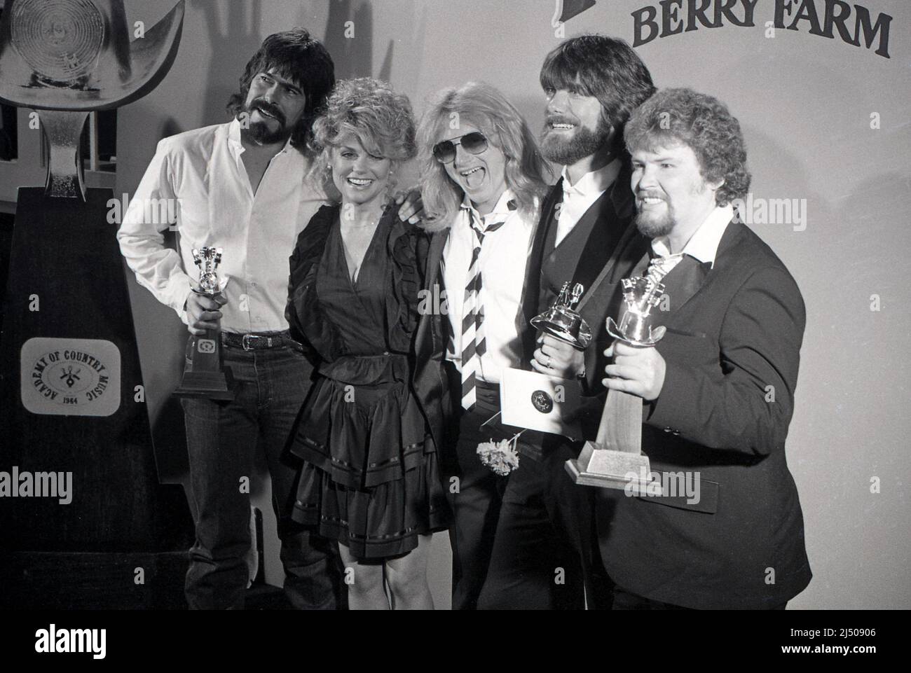 Alabama with Dyan Cannon at the 17th Annual Academy Of Country Music ...