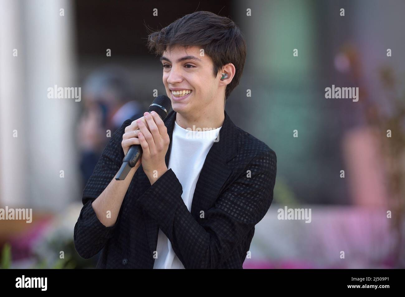 Vatican City, Vatican. 18th Apr, 2022. The Italian singer Matteo Romano ...