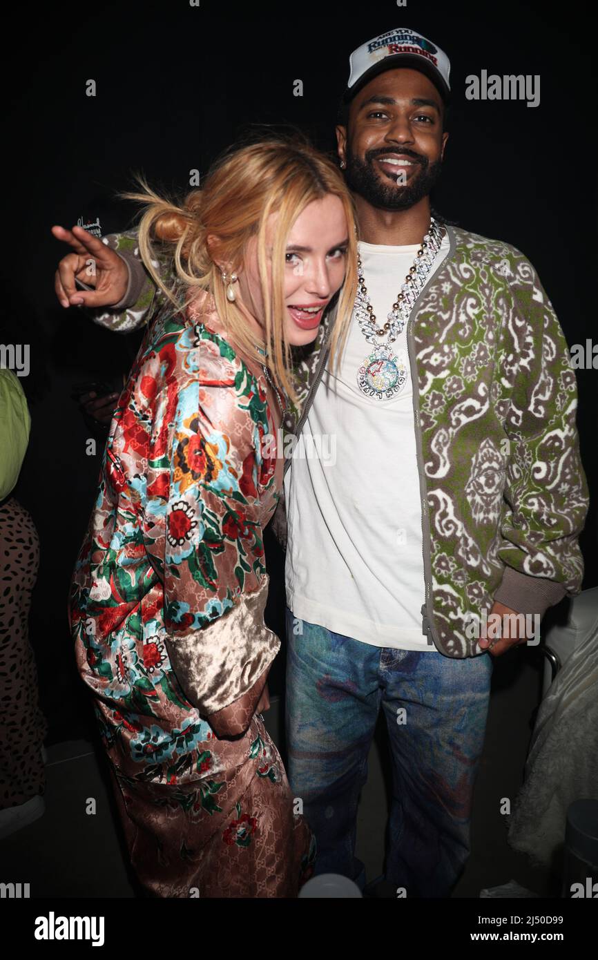 Bella Thorne Boyfriend Garrett Backstrom Break Up