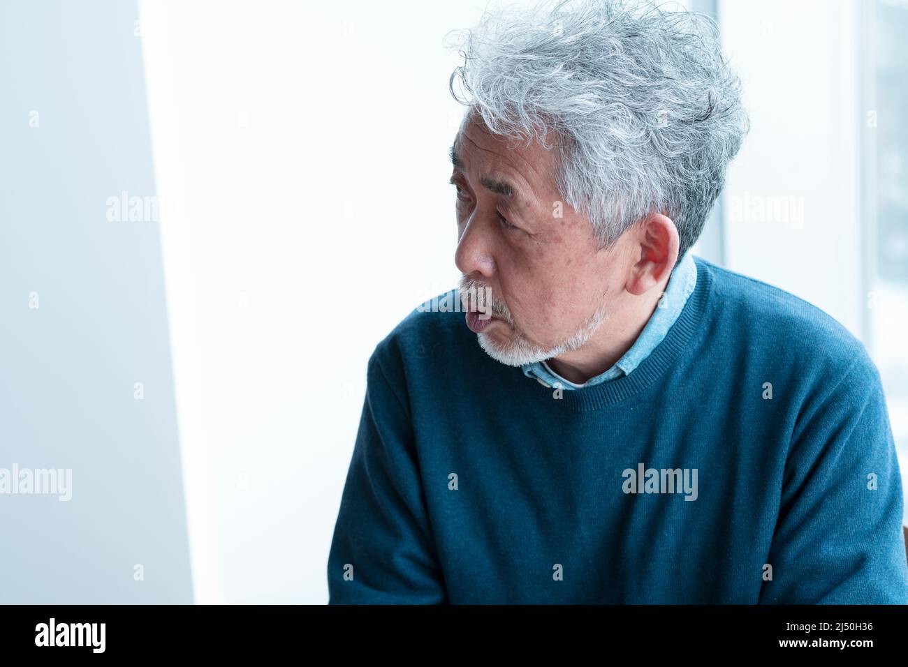 Business man advising not cheeesy hi-res stock photography and images ...