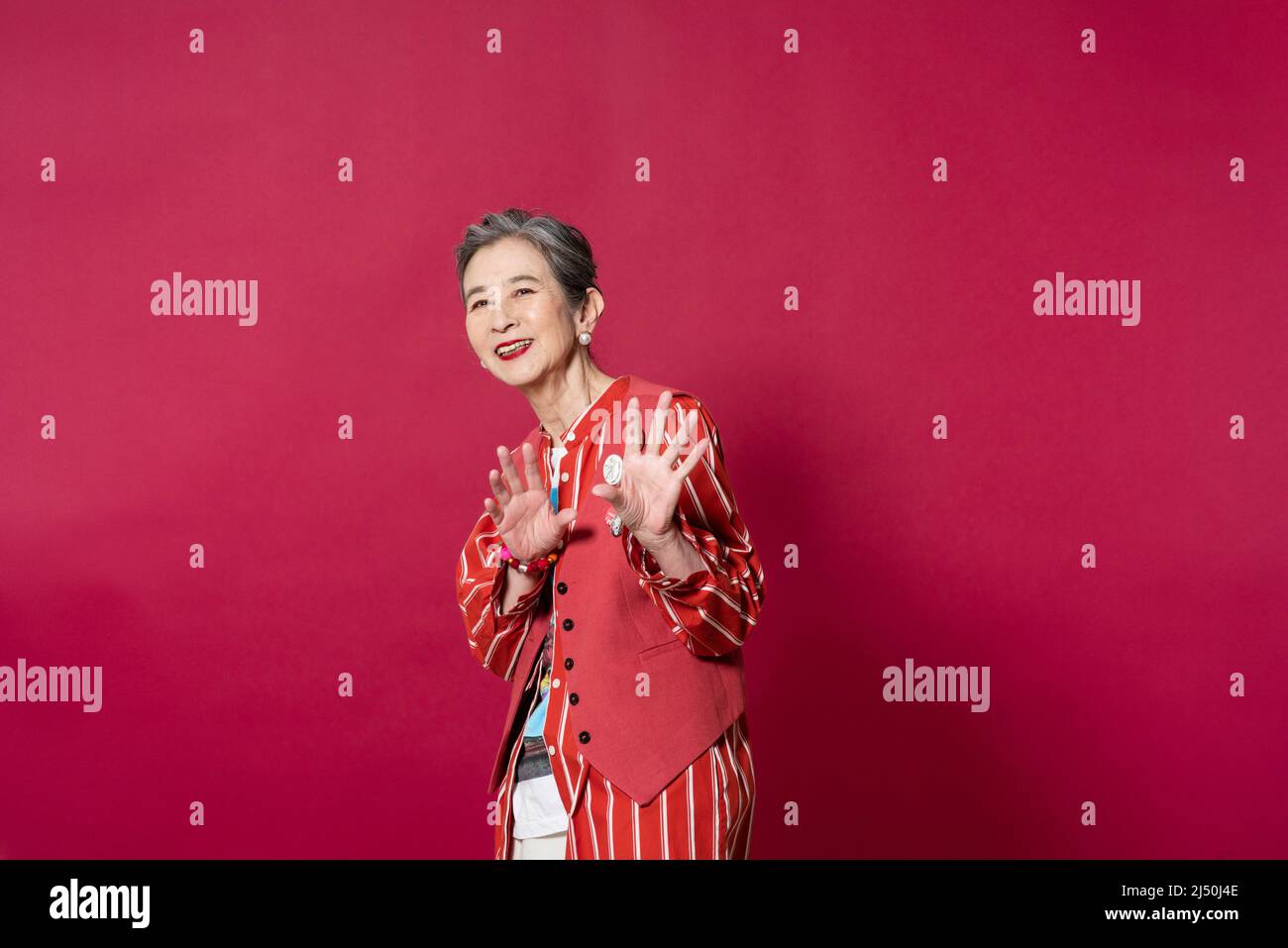 60s fashion pose hi-res stock photography and images - Alamy