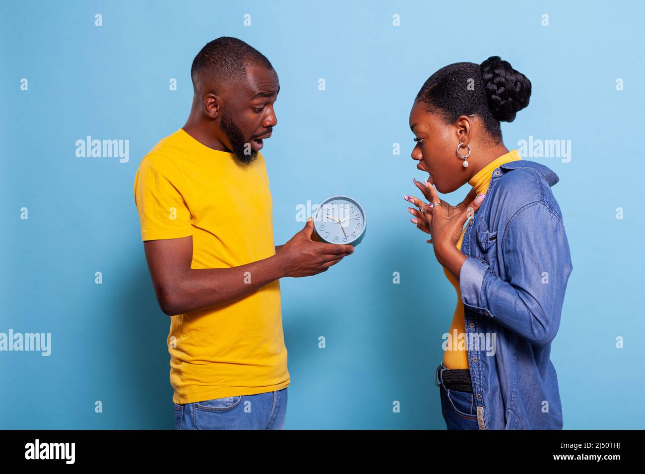 Checking clock hi-res stock photography and images - Alamy