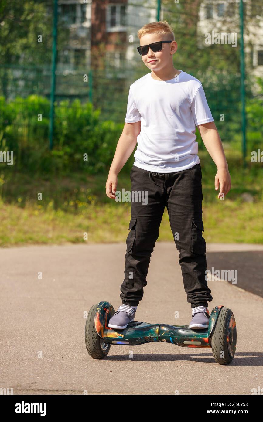 Portable rides hi-res stock photography and images - Alamy