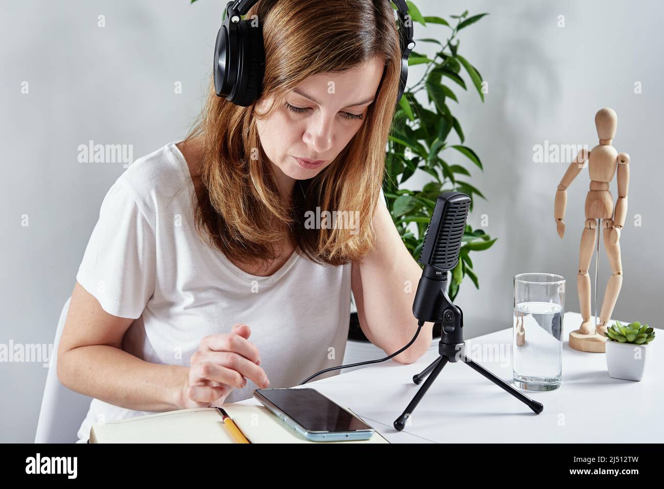 Employee education hi-res stock photography and images - Alamy