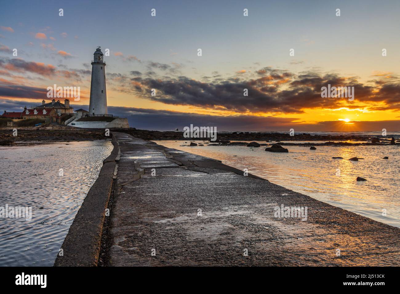 Sunrise at St. Mary's Lighthouse at Whitley Bay, North Tyneside, Uk ...
