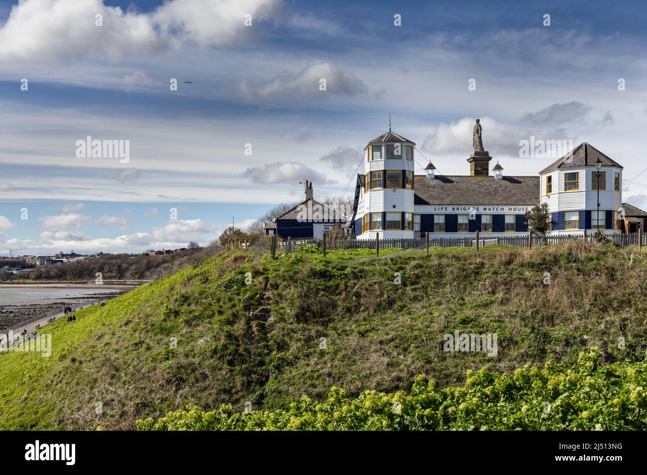 Restored house uk hi-res stock photography and images - Alamy