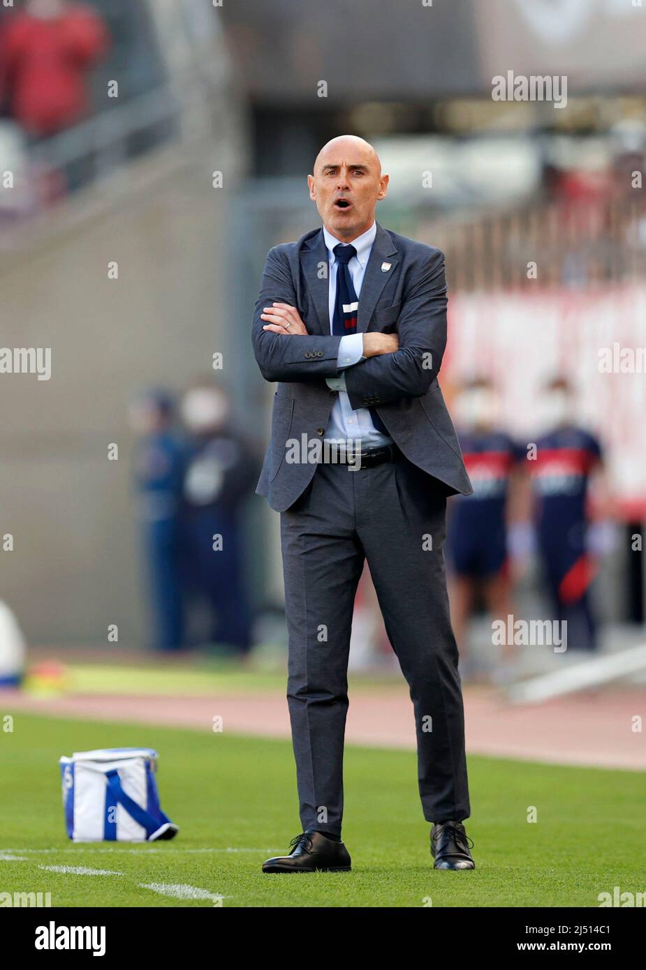 Kashima Stadium, Ibaraki, Japan. 10th Apr, 2022. Kevin Muscat (F ...