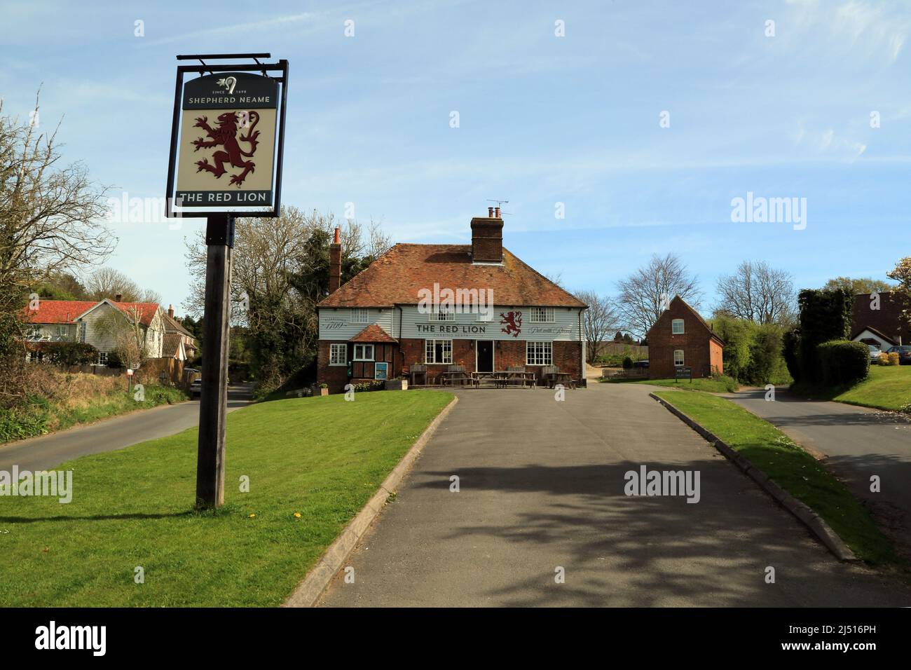 Charing heath road hi-res stock photography and images - Alamy