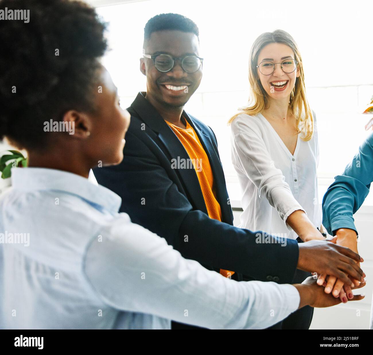Businessman team hi-res stock photography and images - Alamy