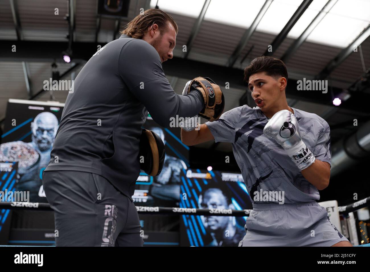 Barney and smith hi-res stock photography and images - Alamy