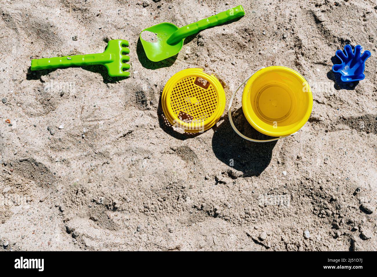 Play sand on beach hi-res stock photography and images - Alamy