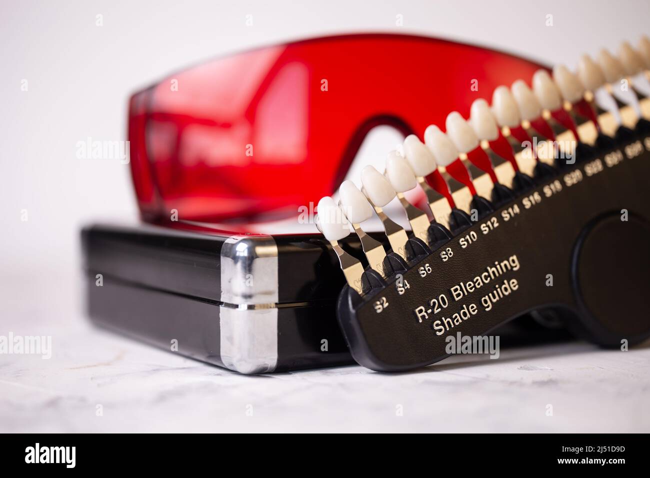 Tooth color chart hi-res stock photography and images - Alamy