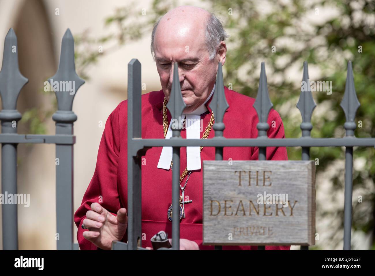 The Right Reverend David Conner KCVO welcomes members of the Royal ...