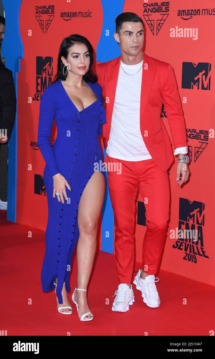 Georgina rodriguez twins hi-res stock photography and images - Alamy