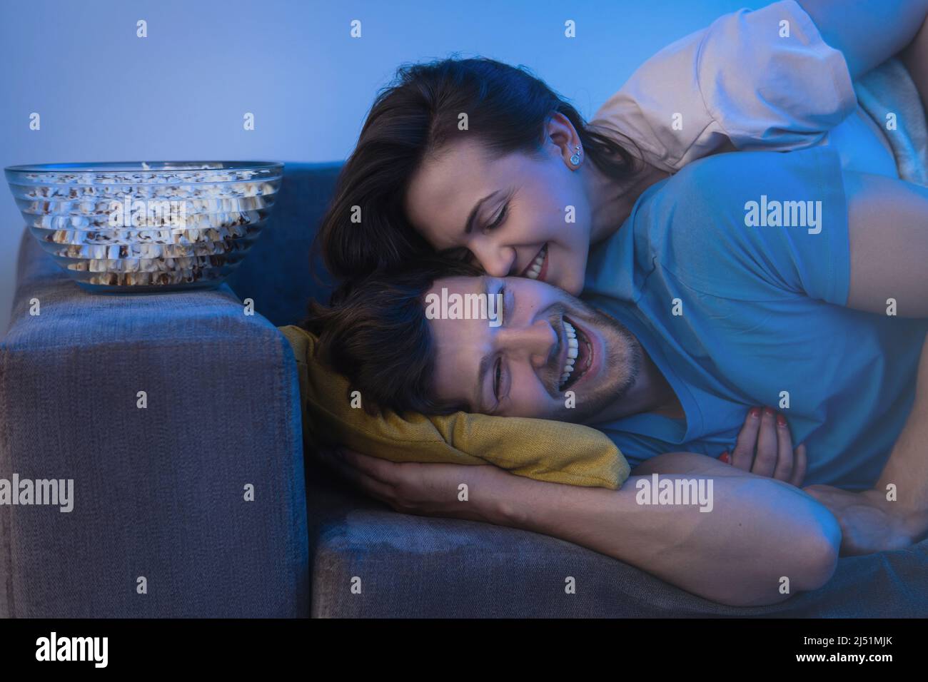 Comedy tv show hi-res stock photography and images - Alamy