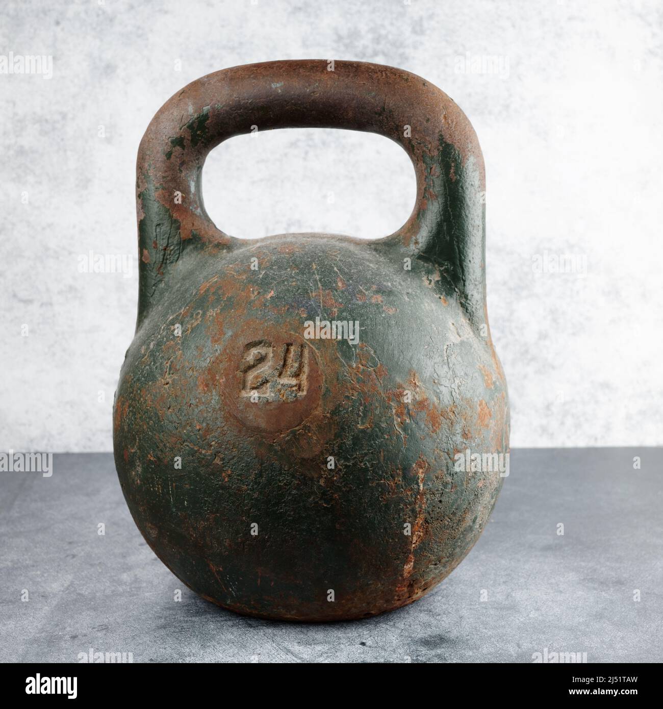 Old bodybuilding gym hi-res stock photography and images - Alamy