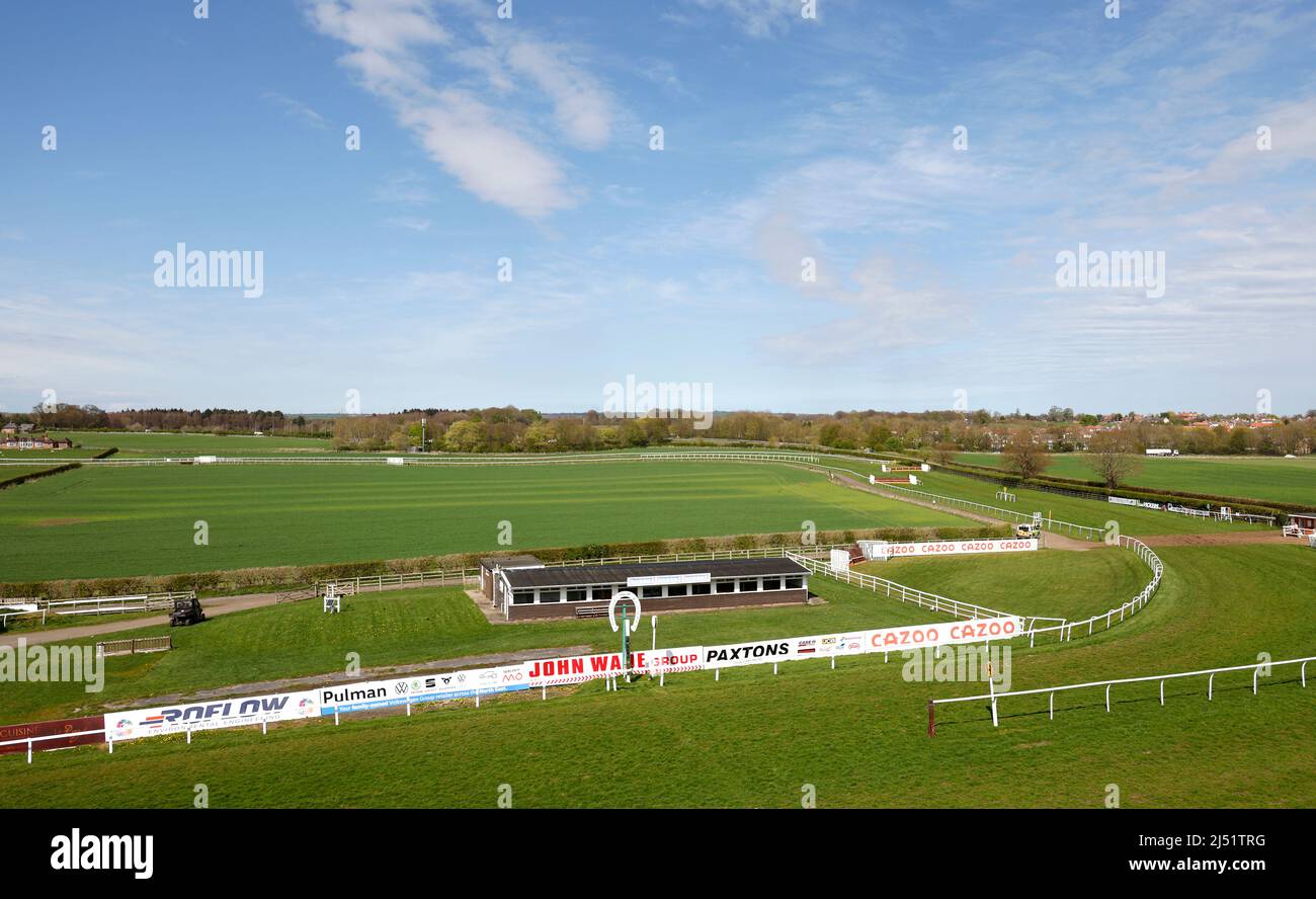 Sedgefield racecourse general view hi-res stock photography and images ...