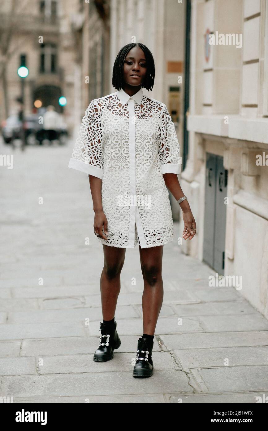 Street style, Assa Sylla arriving at Roger Vivier Fall-Winter 2022-2023 ...