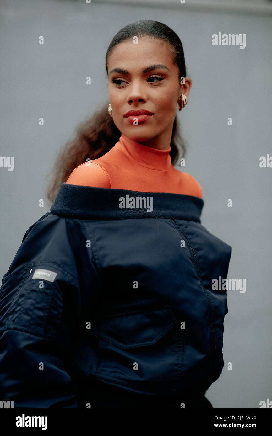 Street style, Tina Kunakey arriving at Coperni Fall-Winter 2022-2023 ...