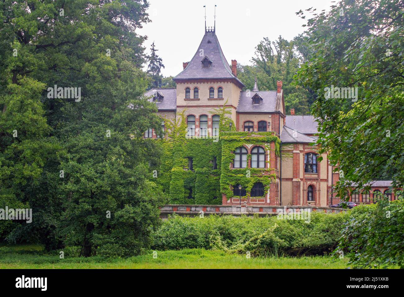 Polish loire castles hi-res stock photography and images - Alamy