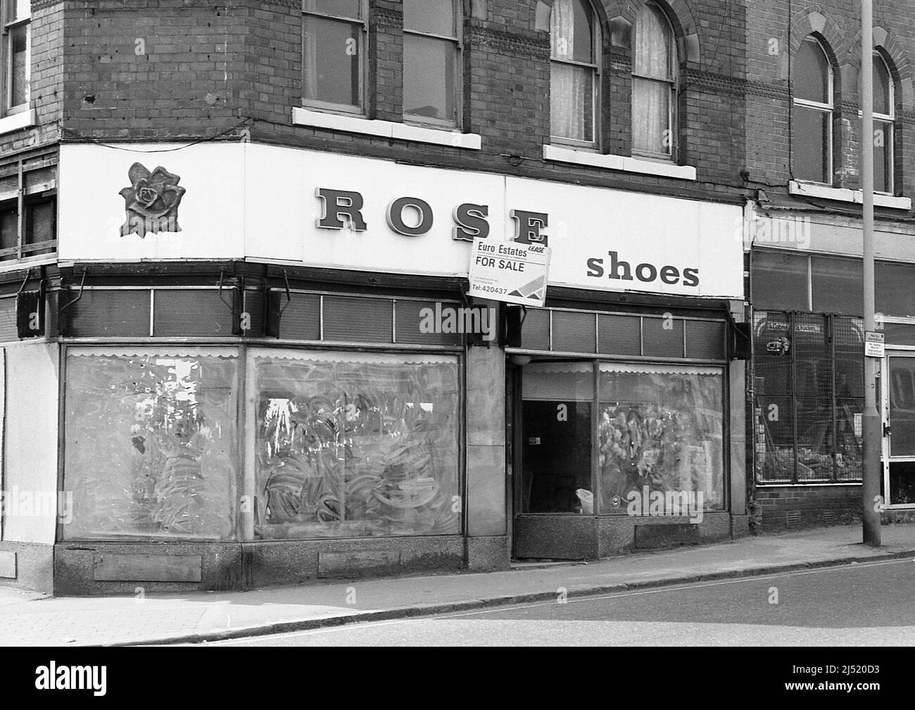 Boarded up shop, Nottingham UK 1989 Stock Photo - Alamy