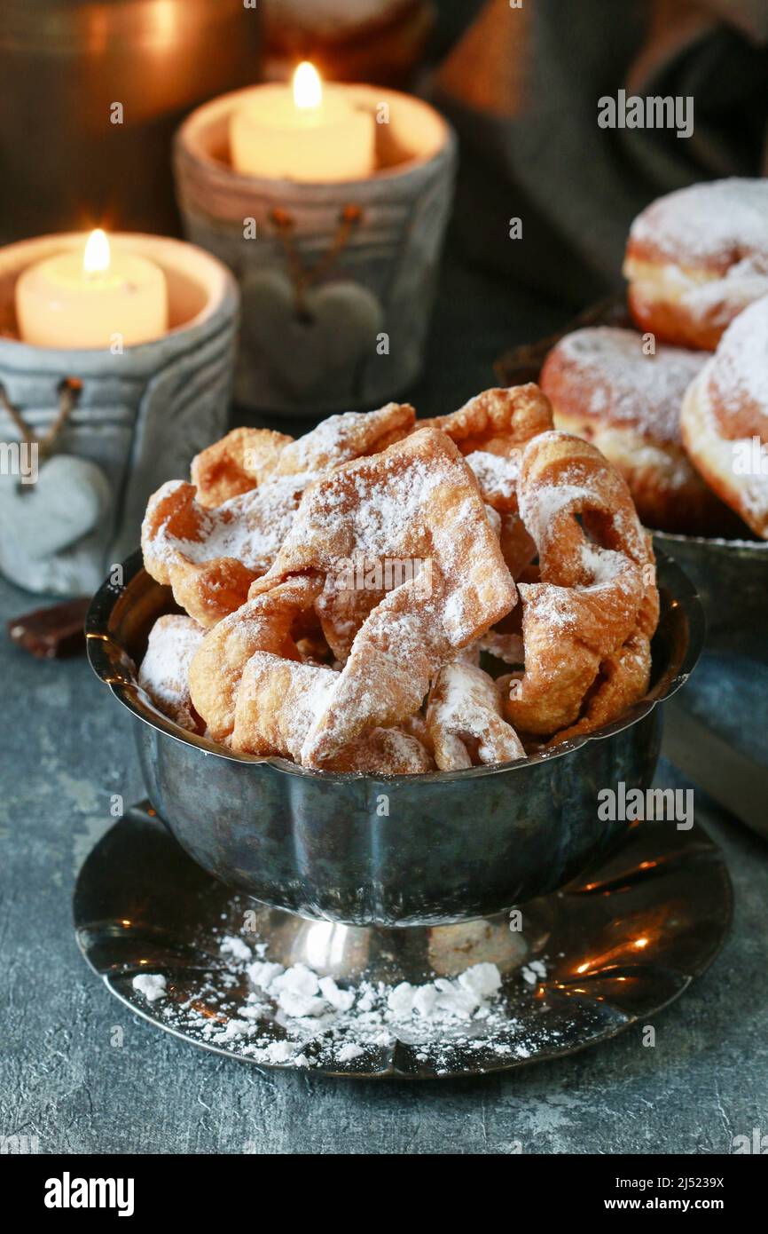 Fat Thursday celebration - traditional Angel Wings cookies decorated ...