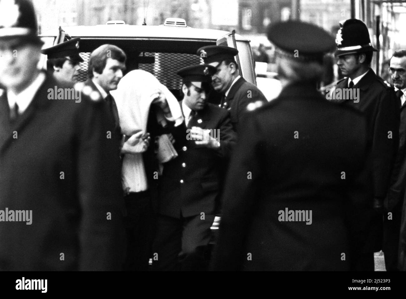 Ripper crowd hi-res stock photography and images - Alamy