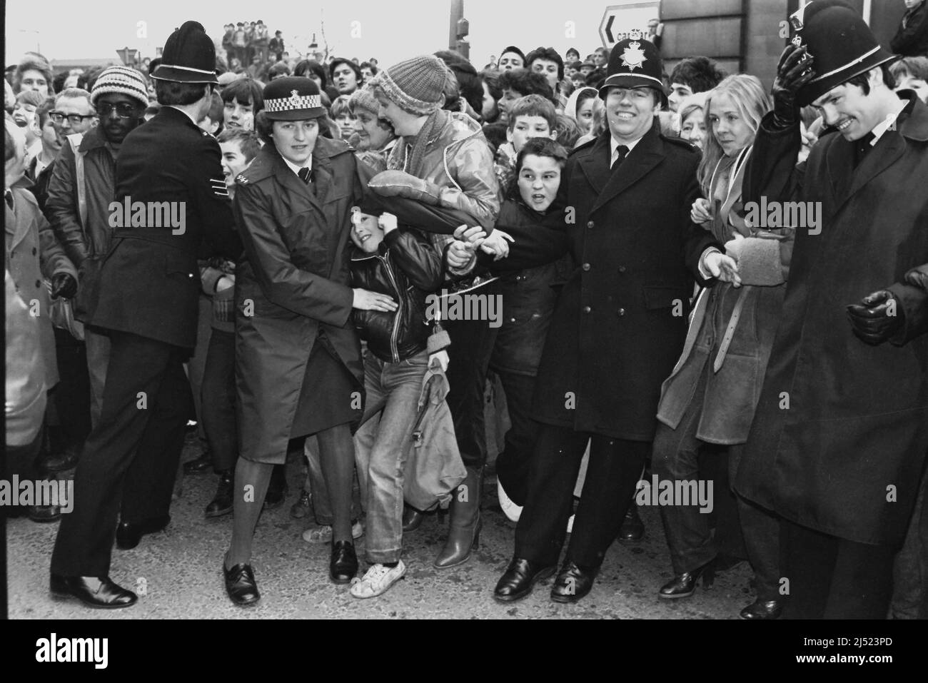 Ripper crowd hi-res stock photography and images - Alamy