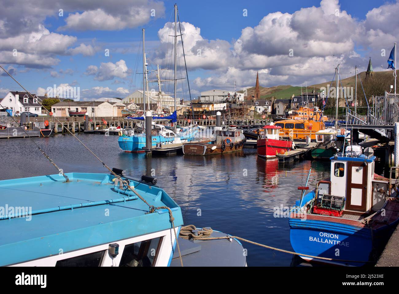 Girvan harbour hi-res stock photography and images - Alamy