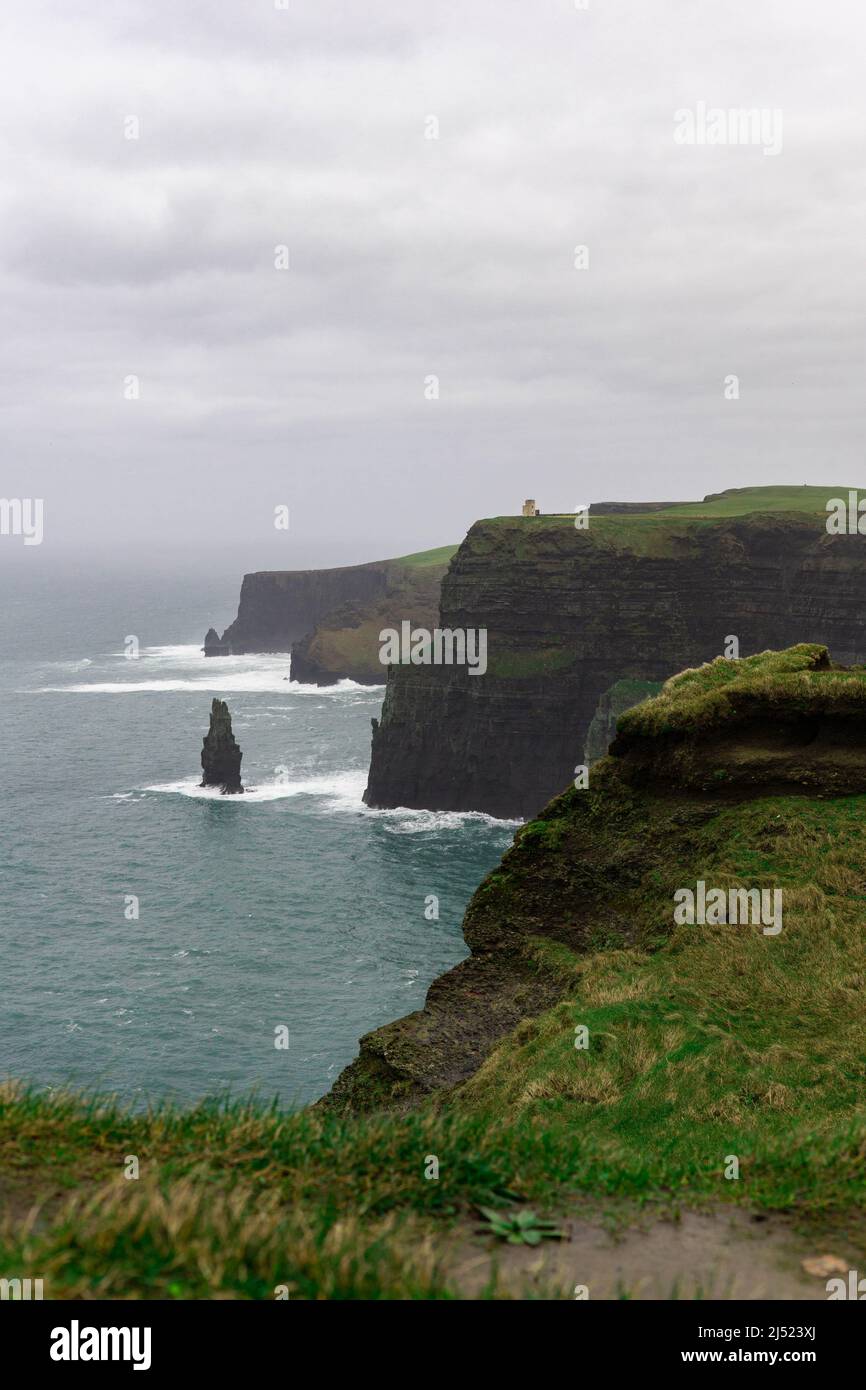 Foggy cliffs of moher hi-res stock photography and images - Alamy