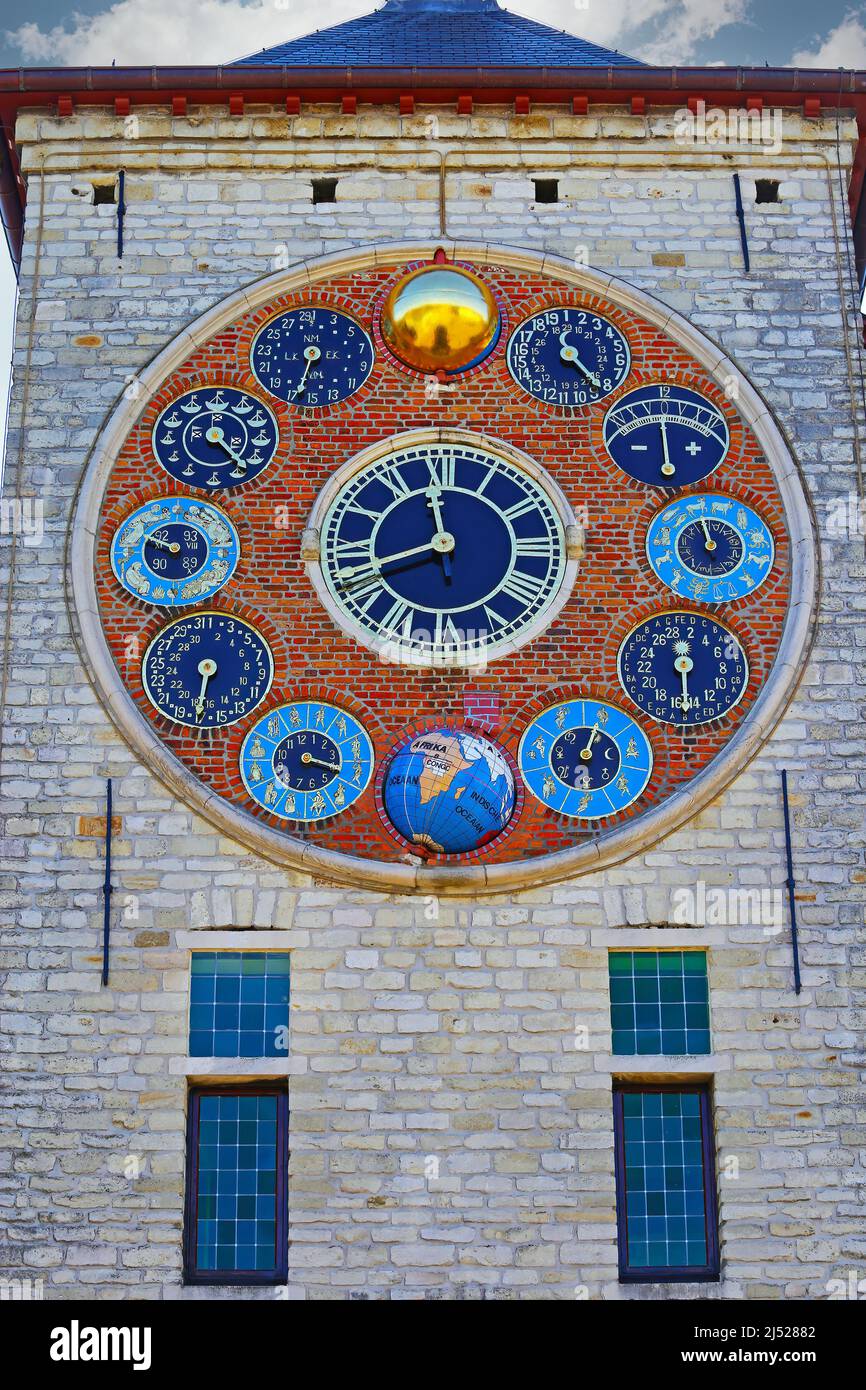 Lier (Zimmer tower), Belgium - April 9. 2022: View on medieval tower ...