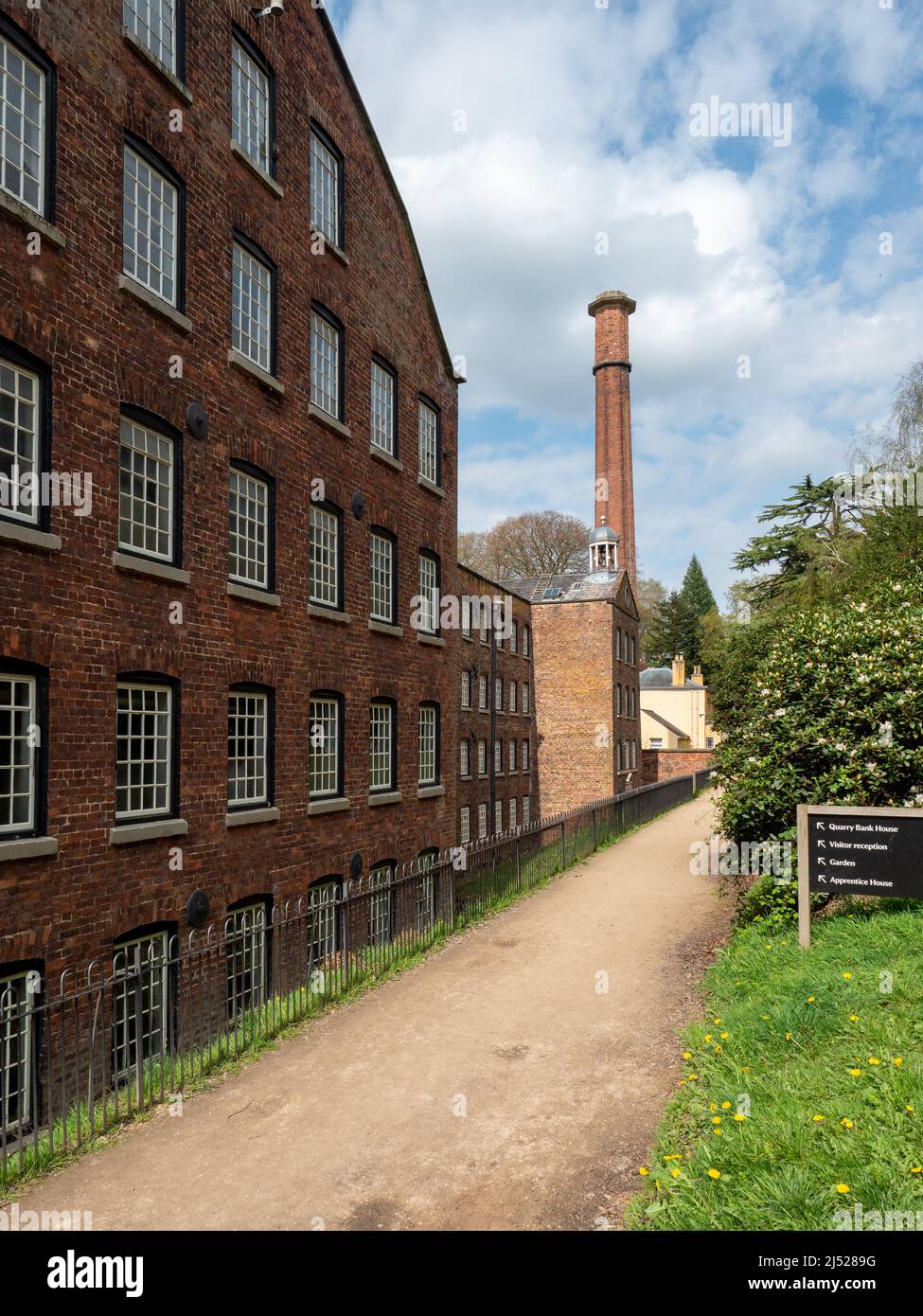 Quarry bank hi-res stock photography and images - Alamy