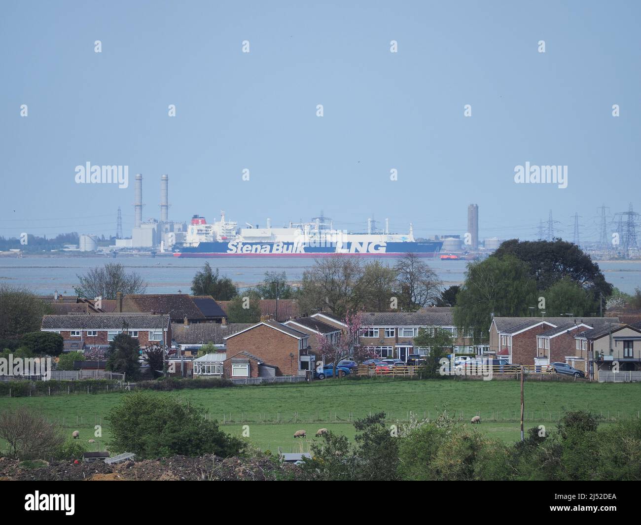 Isle of grain lng hi-res stock photography and images - Alamy
