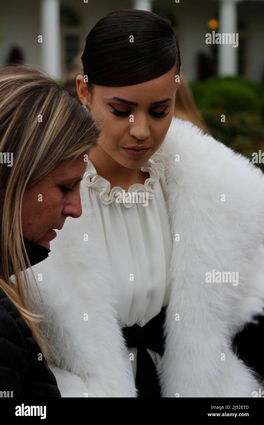 Washington DC, USA: April 18, 2022, (NEW) Jimmy Fallon and Sofia Carson ...